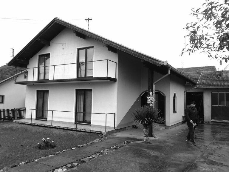 Savremena dogradnja -idejni projekat kuće u Srpcu